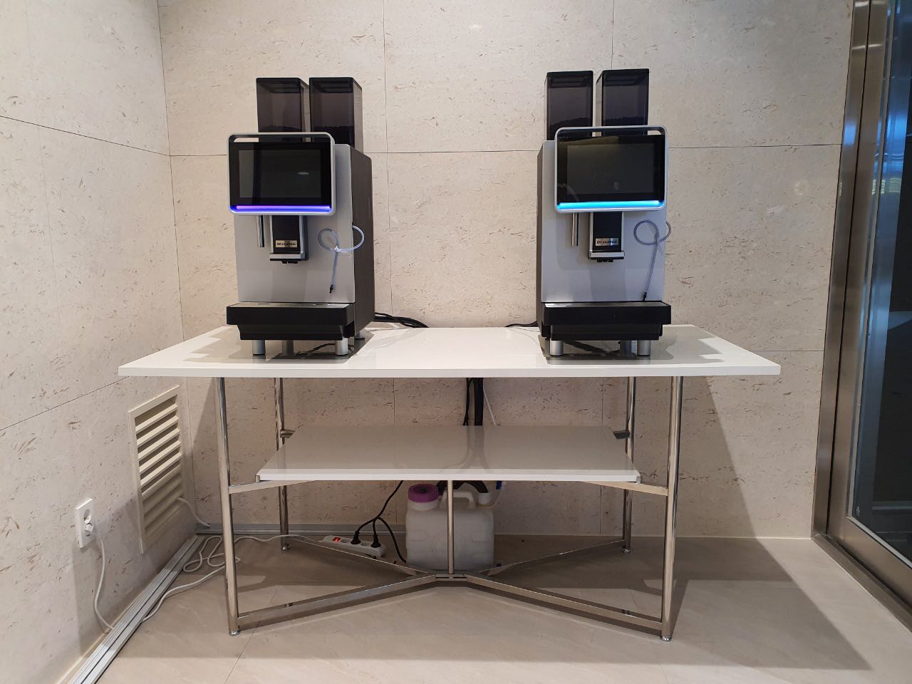 Transform Your Cross Buffet Table with Luxurious Decor Tips